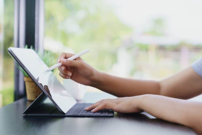 Notebook vs Tablet: ¿cuál conviene más comprar en 2025?